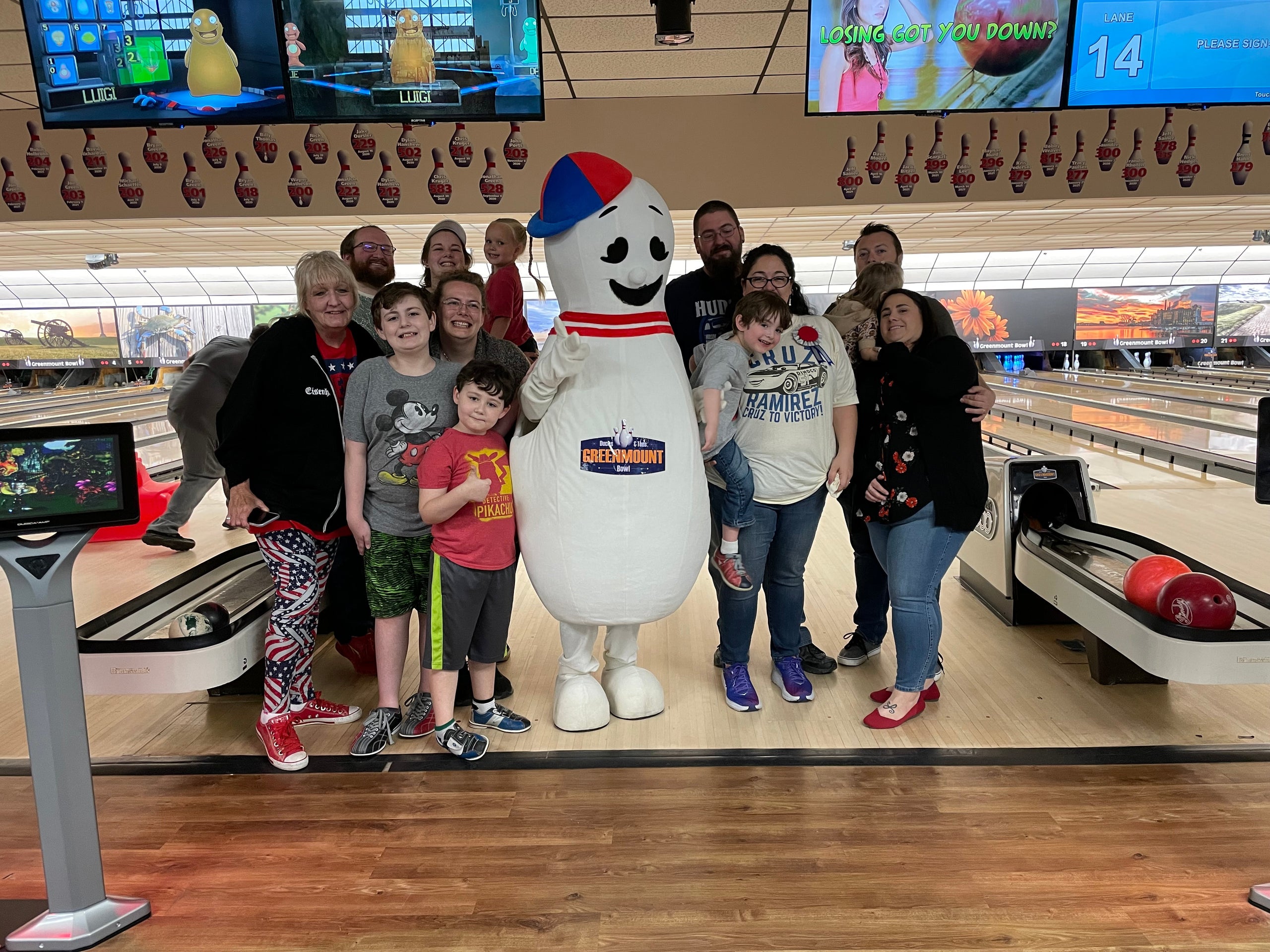 Visit From Bobby Pin | Greenmount Bowl